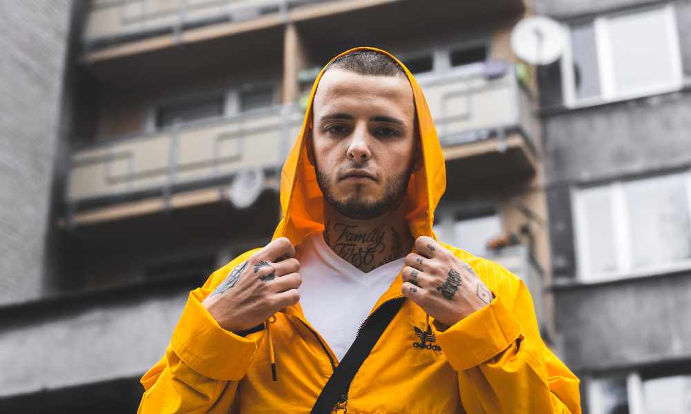 Rizi Beizeti - poznajcie rapera, który podpisał kontrakt z ...