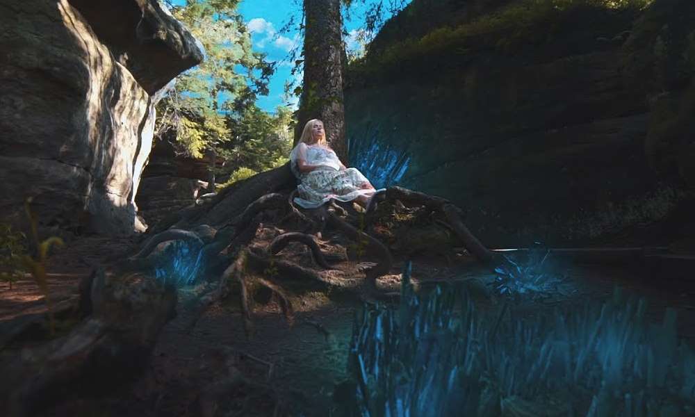 Nietuzinkowy i zagadkowy Jan Robak wydaje legalną płytę | GlamRap.pl