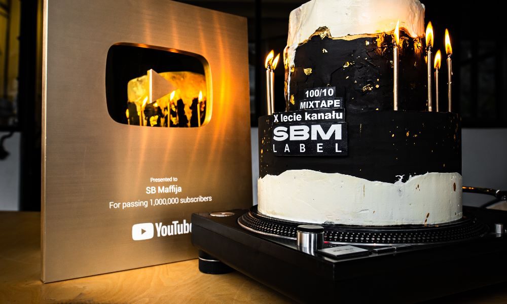 SBM Label świętuje kolejny sukces i wypuszcza mixtape
