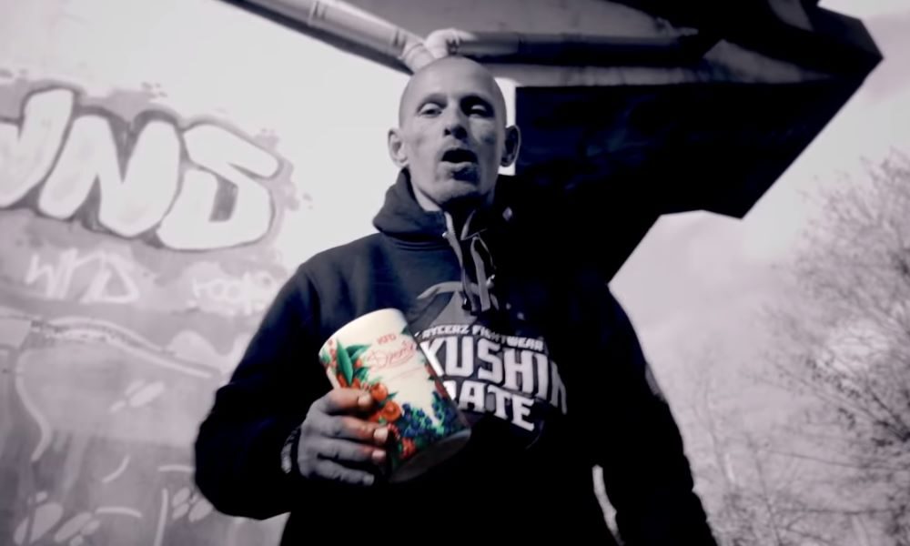 Lech Roch Pawlak zatrudniony do reklamy suplementów diety