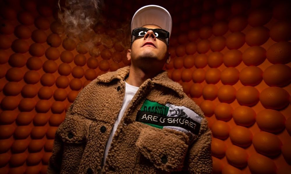 Warner Music zapowiada pierwszy singiel Kobika