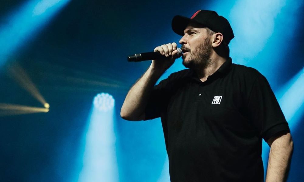 O.S.T.R. przygotował mixtape. Forma jego sprzedaży dzieli fanów