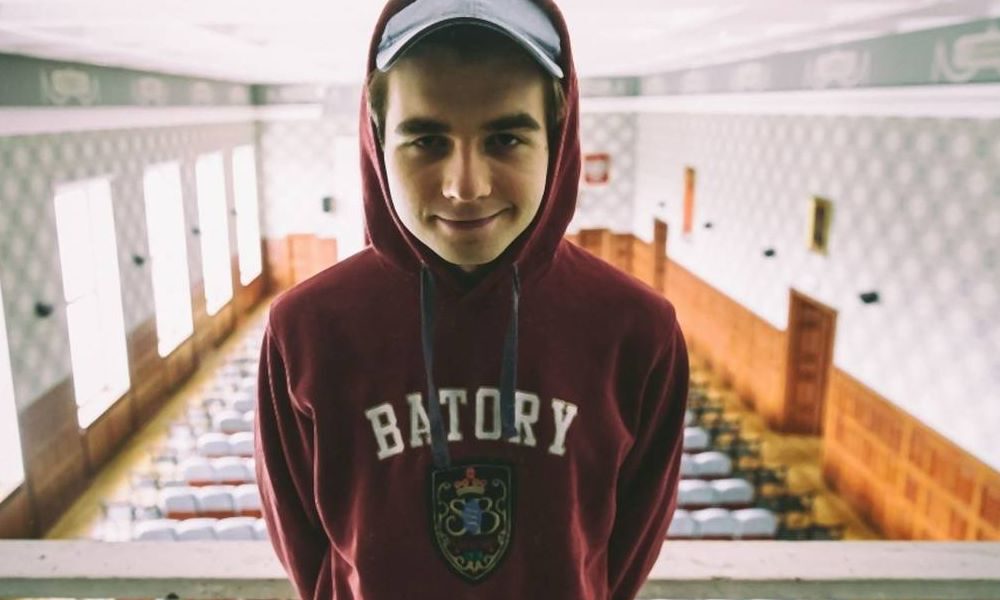 Mata ma -32 tys. słuchaczy, ale wciąż jest numerem jeden w Polsce