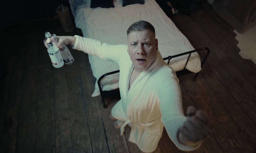 Diho i Josef Bratan z singlem "Antonio Banderas"