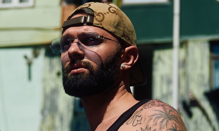 Quebonafide ujawnił merch, który przygotował na ostatnią trasę